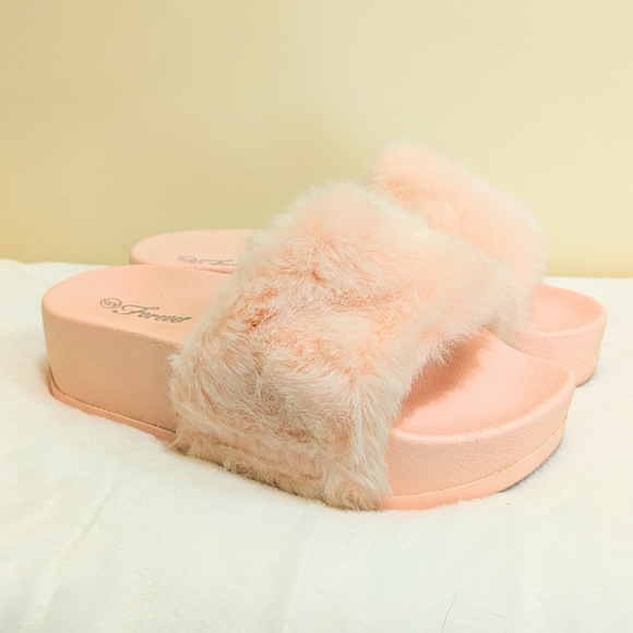 Shoes | Pink Furry Platform Slides Sandals | Poshmark
